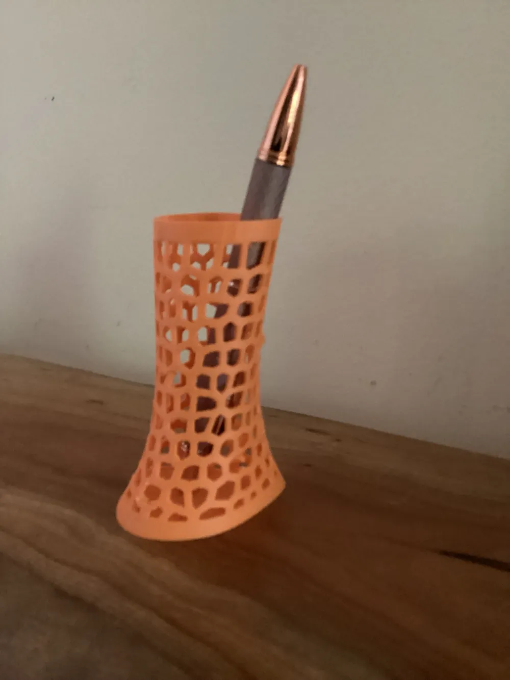 Abstract Pencil Holder by gamerblocks25 - MakerWorld