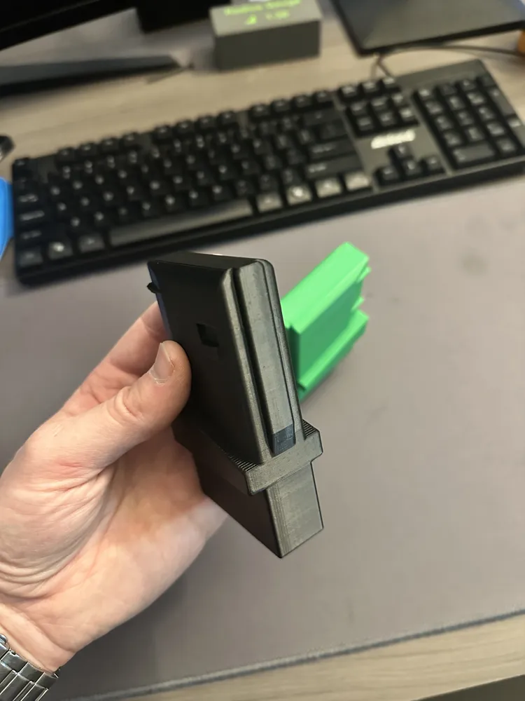 AR-15 Magwell Vise Block | ViseMag by McAuley502 MakerWorld: Download ...