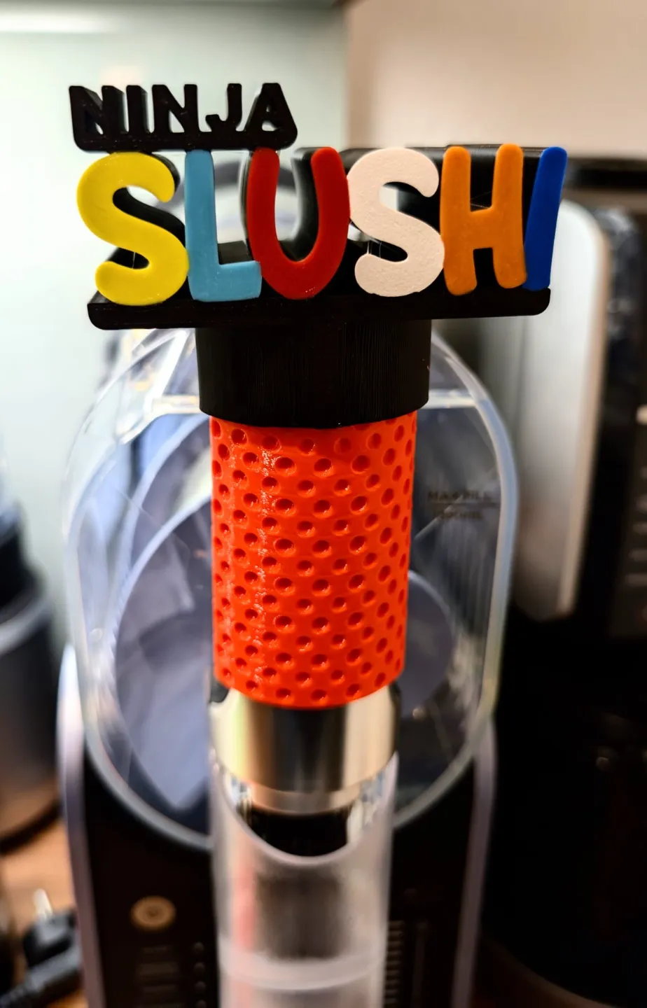 Ninja Slushi Namensschild Aufsatz Ausgießgriff von Thomas - MakerWorld