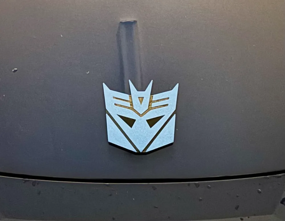 Transformers Decepticon over Tesla Logo Cover by CT-1226 - MakerWorld