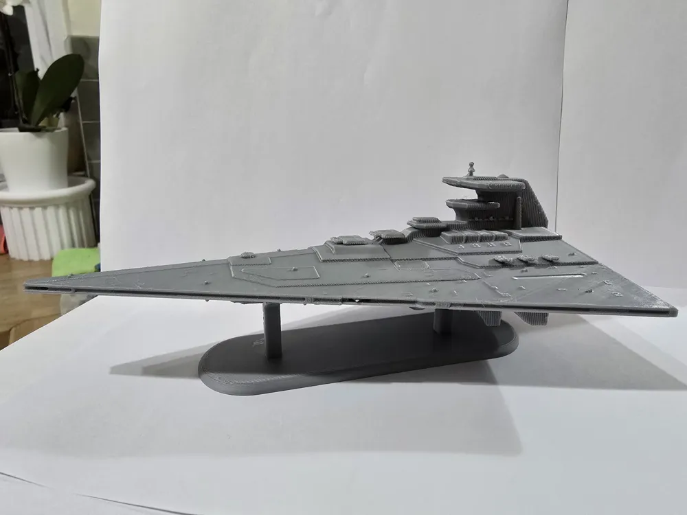 Invictus Class Star Cruiser - Free 3D Print Model - MakerWorld
