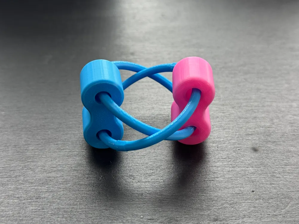 Twisting Loop Fidget toy by 3DE-Impressão MakerWorld: Download Free 3D ...
