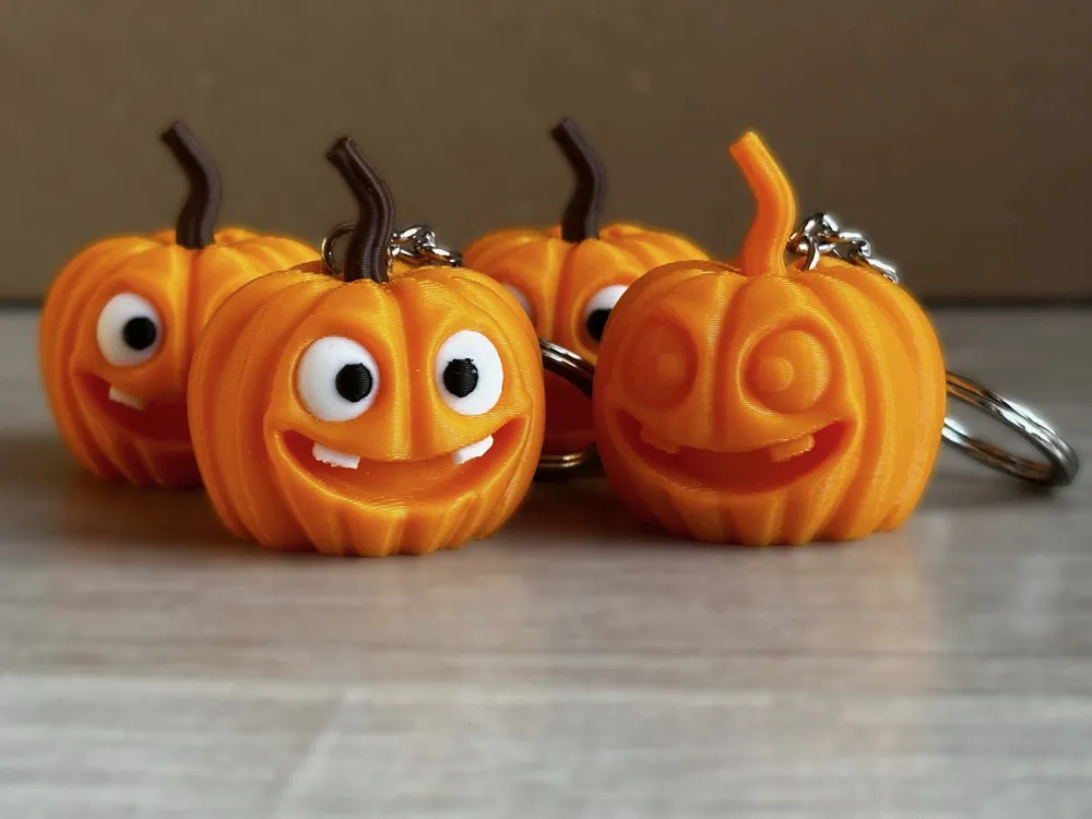 Halloween Pumpkin Keychain by 3DMDesign - MakerWorld