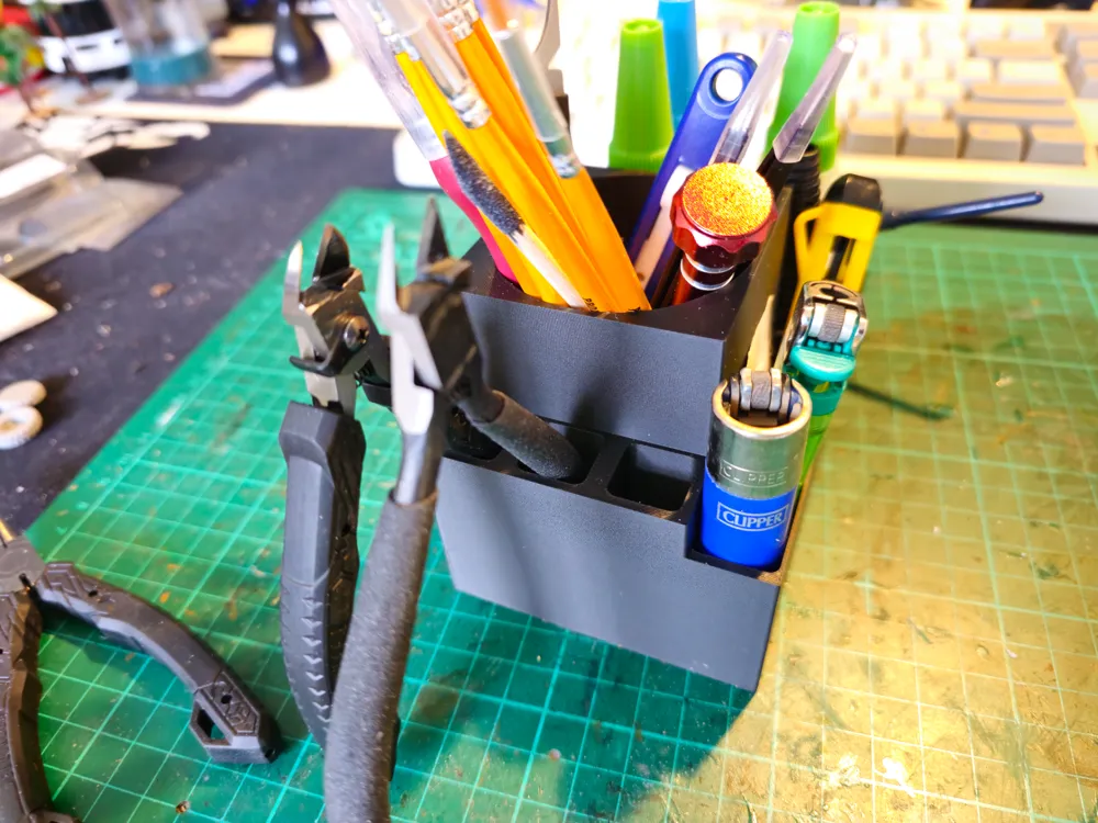 Hobby Tool Desk Organiser by SamH - MakerWorld