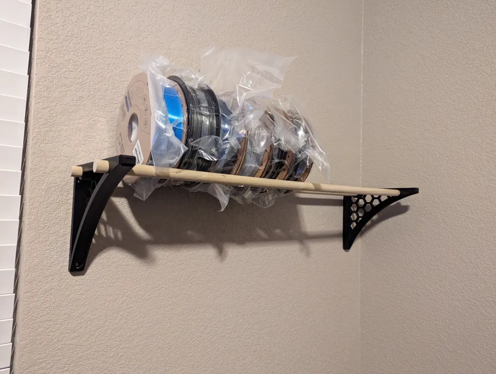 Wall mounted filament rack Remixed by Darrare - MakerWorld