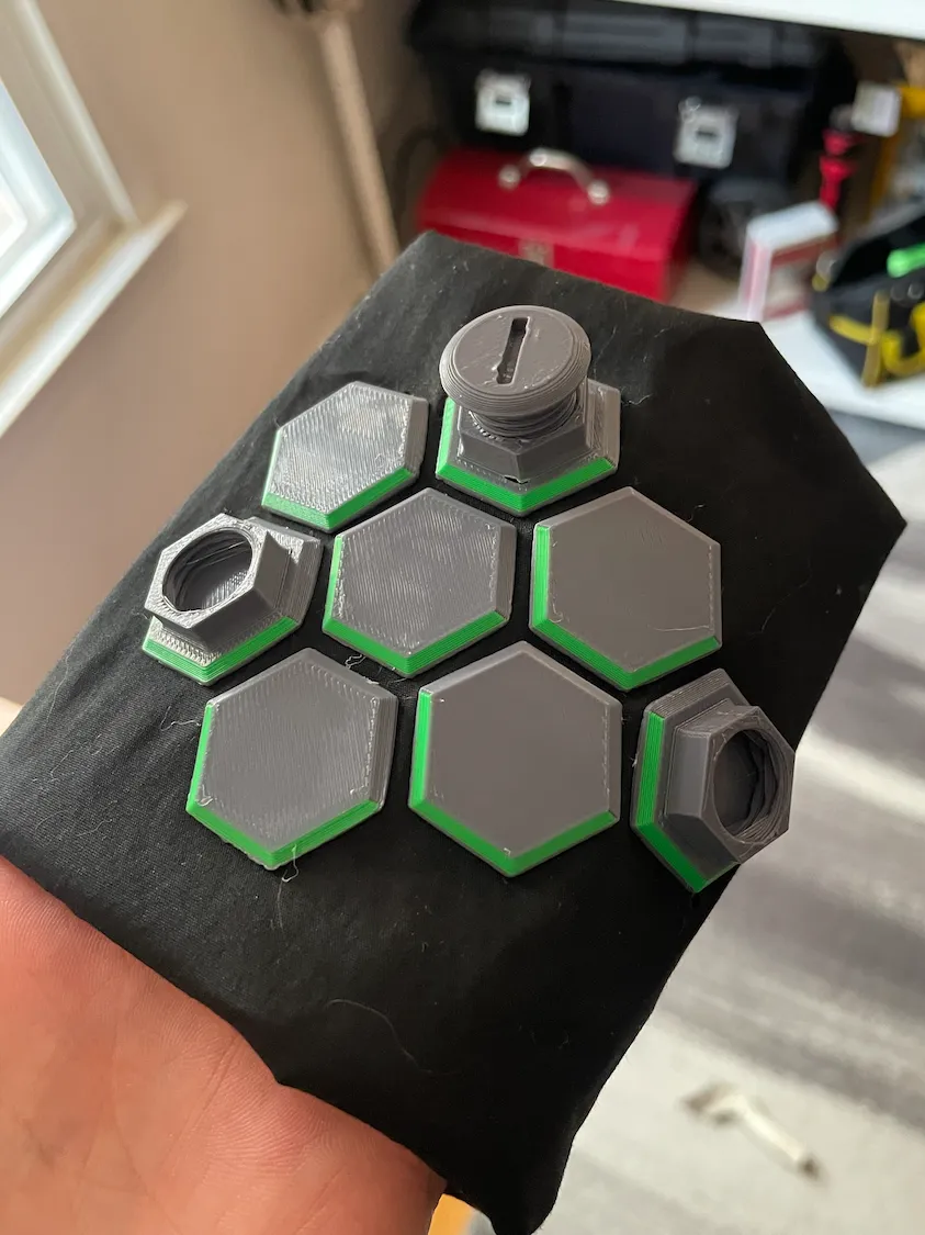 Hex plates with threads Remixed by dylansmith13.stl - MakerWorld