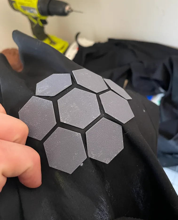 Hex plates with threads Remixed by dylansmith13.stl - MakerWorld