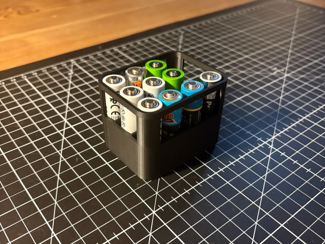 AA Battery Holder 3x4 (12x AA) v1 - Free 3D Print Model - MakerWorld