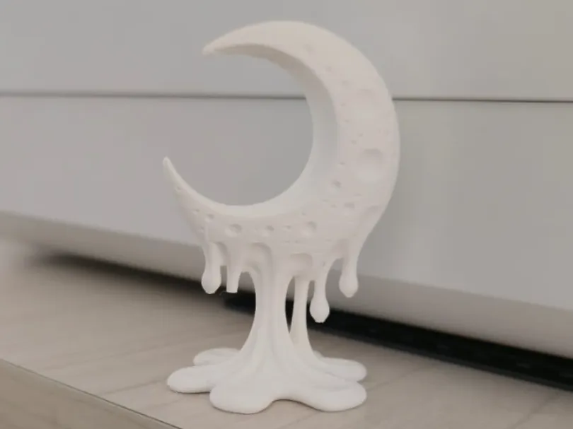 Melting Moon - Free 3D Print Model - MakerWorld