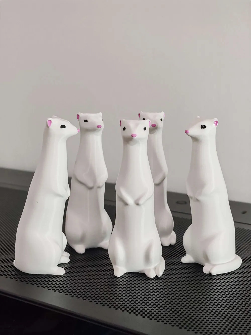 Cute White Ferret (single color) - Free 3D Print Model - MakerWorld