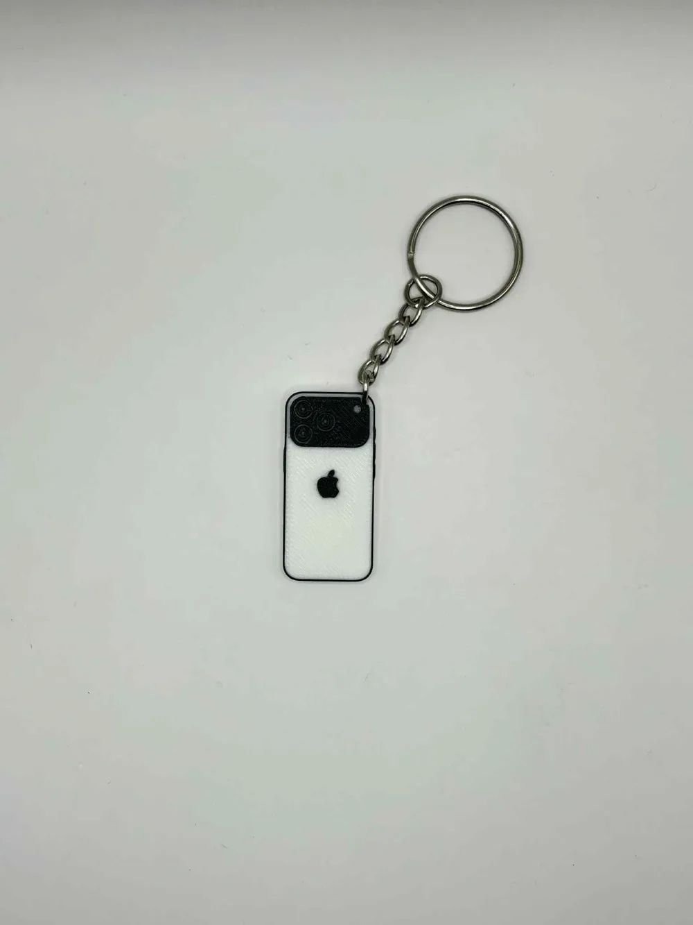 Mini iPhone 17 Keychain - Free 3D Print Model - MakerWorld