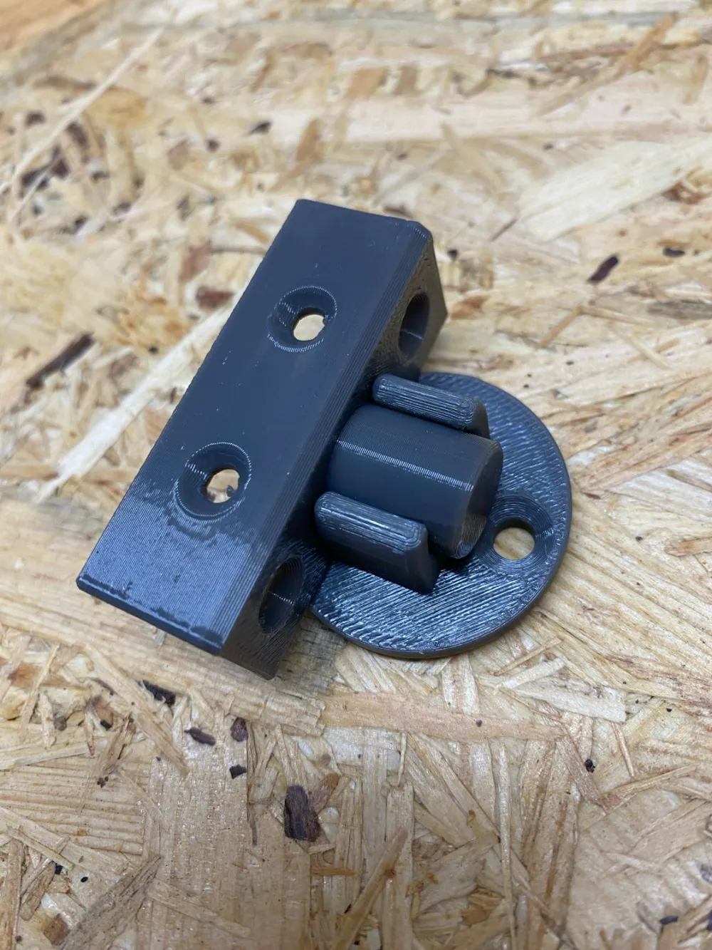 Latching mechanism by Joni MakerWorld: Download Free 3D Models