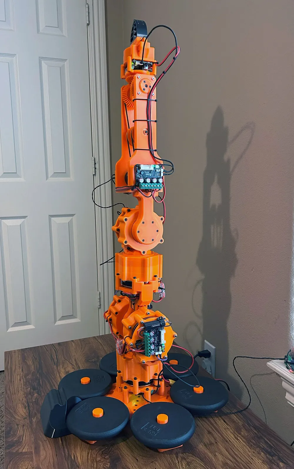 dARM – 6-DOF Robotic Arm by JesseDarr MakerWorld: Download Free 3D Models