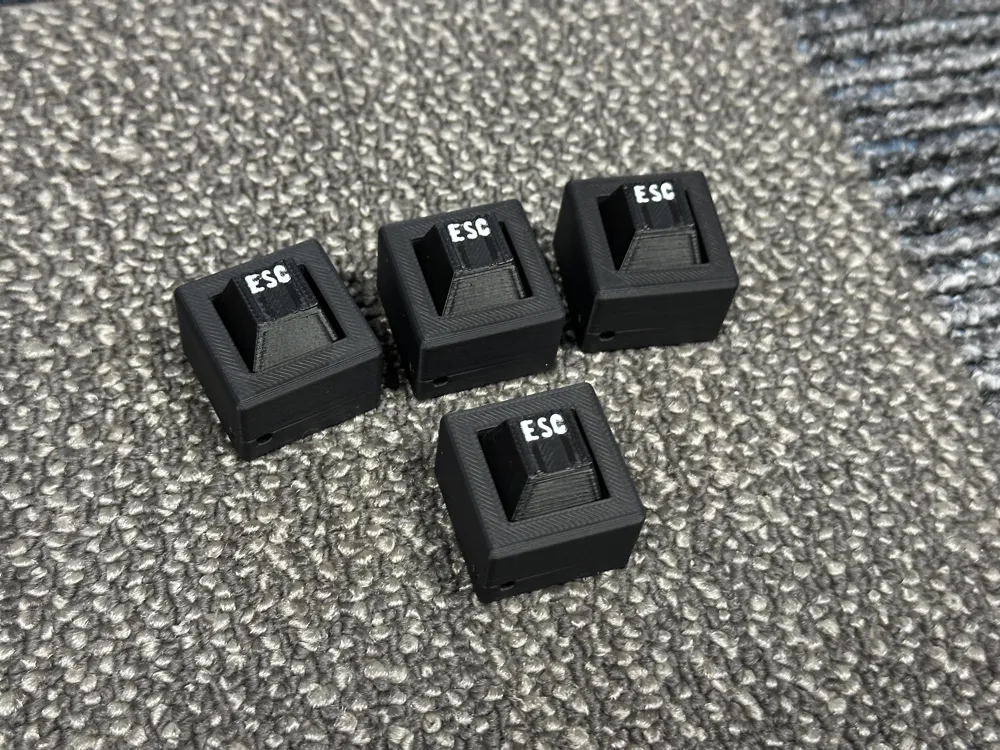 ESC Key Fidget Key Clicker + Keychain by NES 3D MakerWorld: Download ...