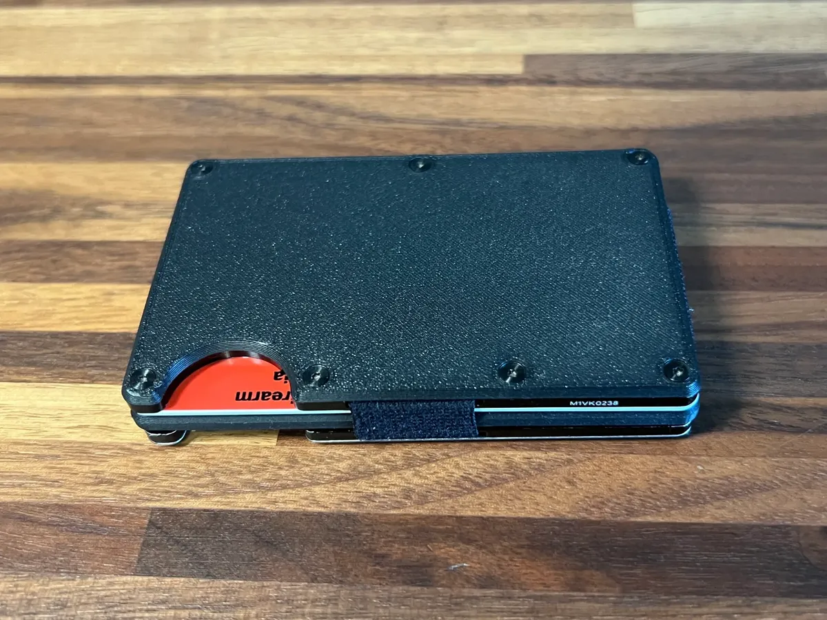 Ridge Wallet MagSafe Plate - Free 3D Print Model - MakerWorld