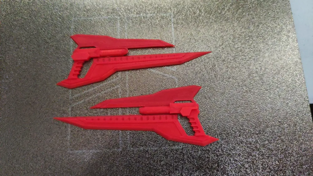 1/100 scale gunblade by acebob1999 - MakerWorld