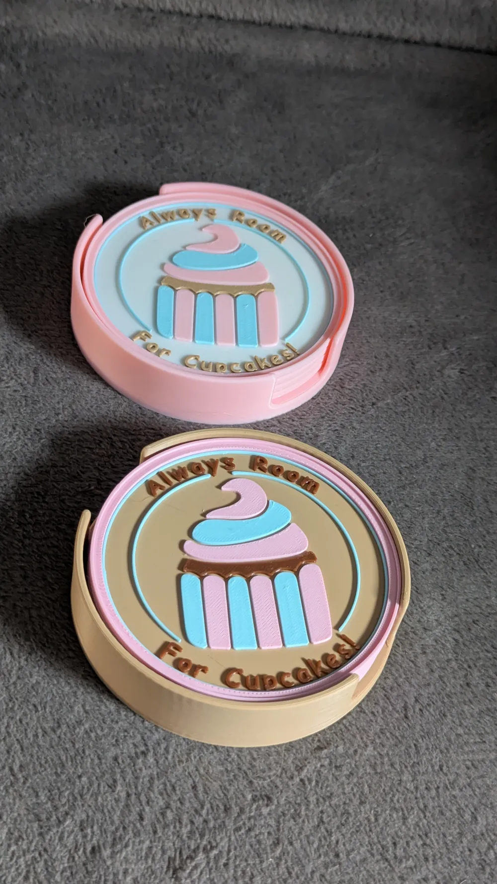 Cupcakes! - 3D stackable Coaster Set by DelPrints MakerWorld: Download ...