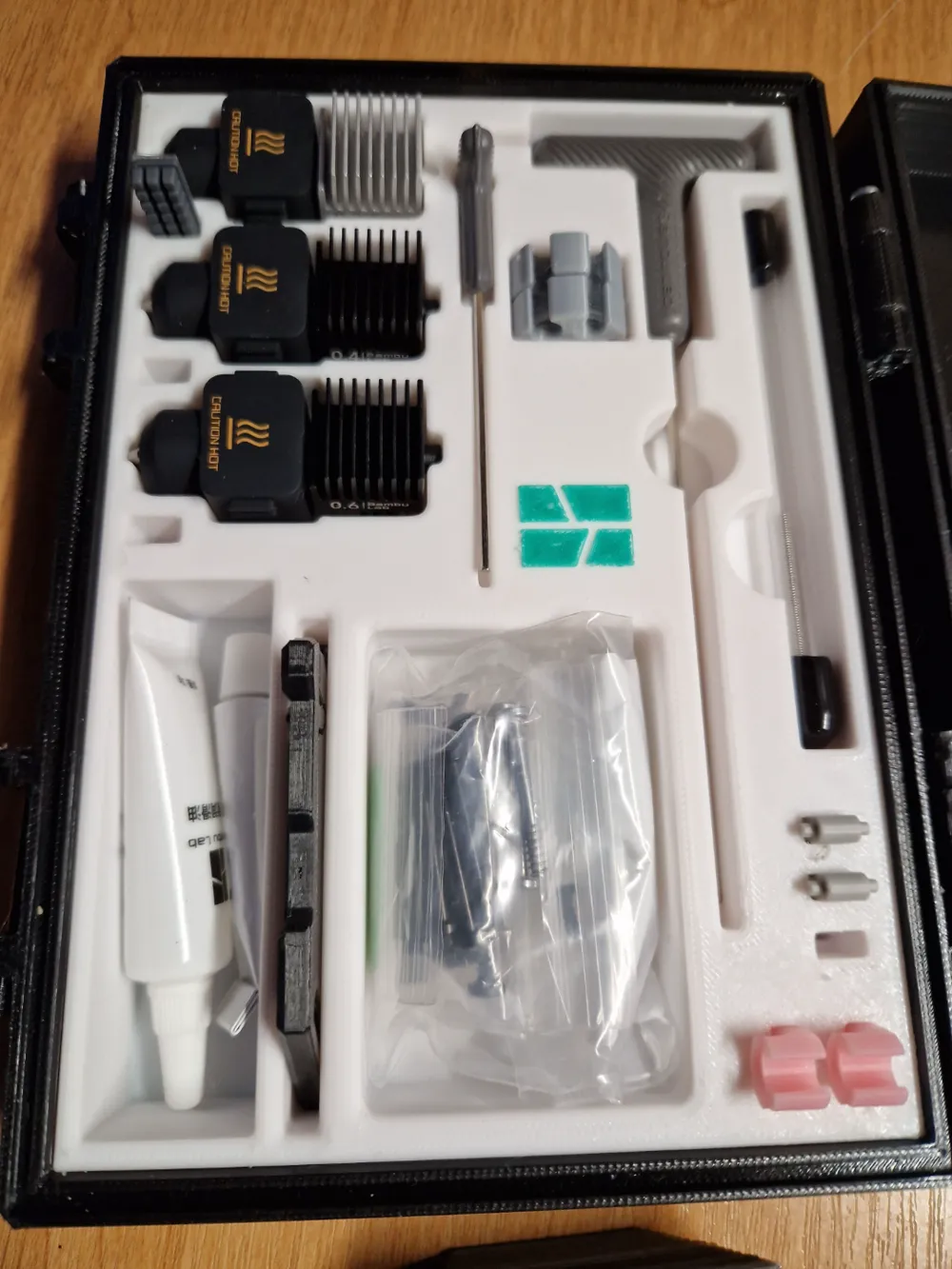 Bambu Lab A1 Box Accessory Tool - just an inner case insert Remixed by ...