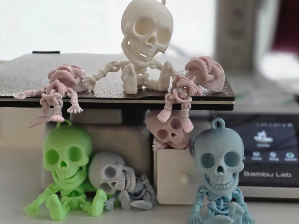Mini Articulated Skeletons - Free 3D Print Model - MakerWorld
