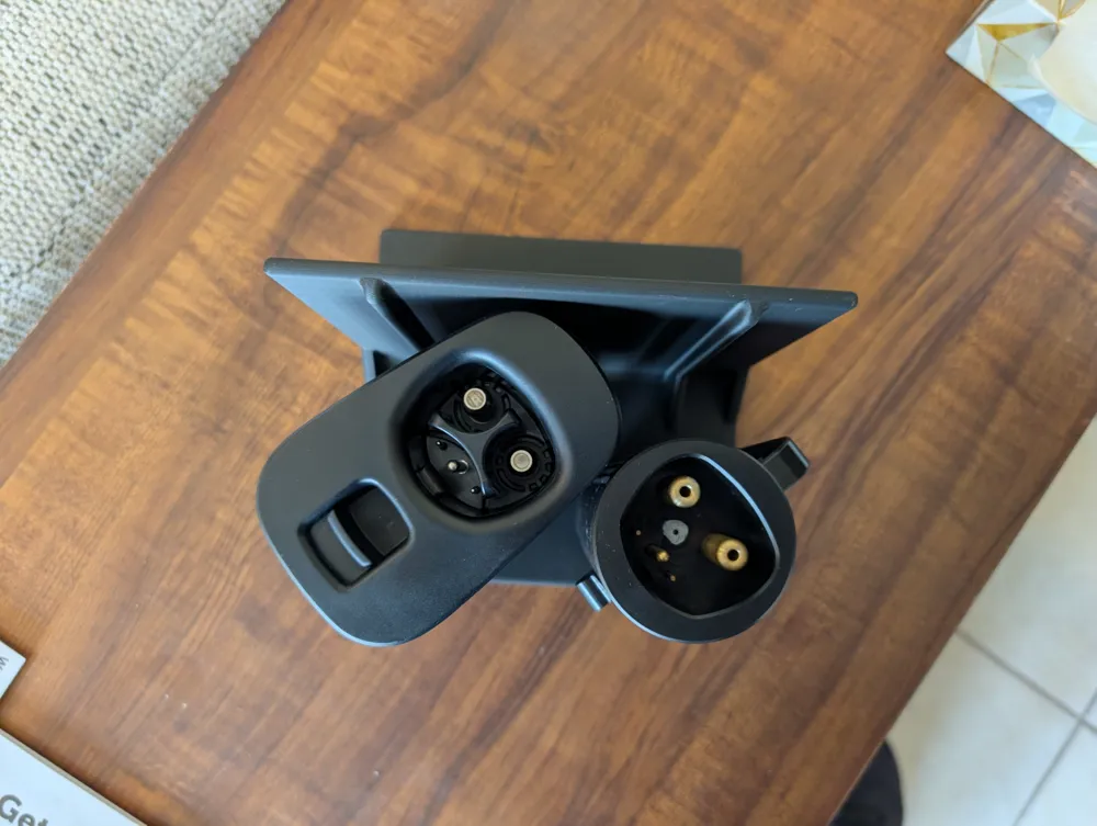 Tesla Adapter Dock for Rivian R1S/T Center Console by chuck.hirstius ...