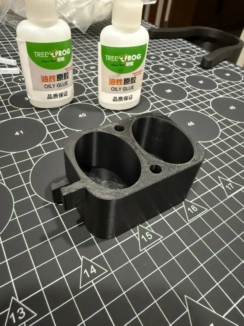 Skadis Super Glue Holder (Design for Tree Frog) - Free 3D Print Model ...