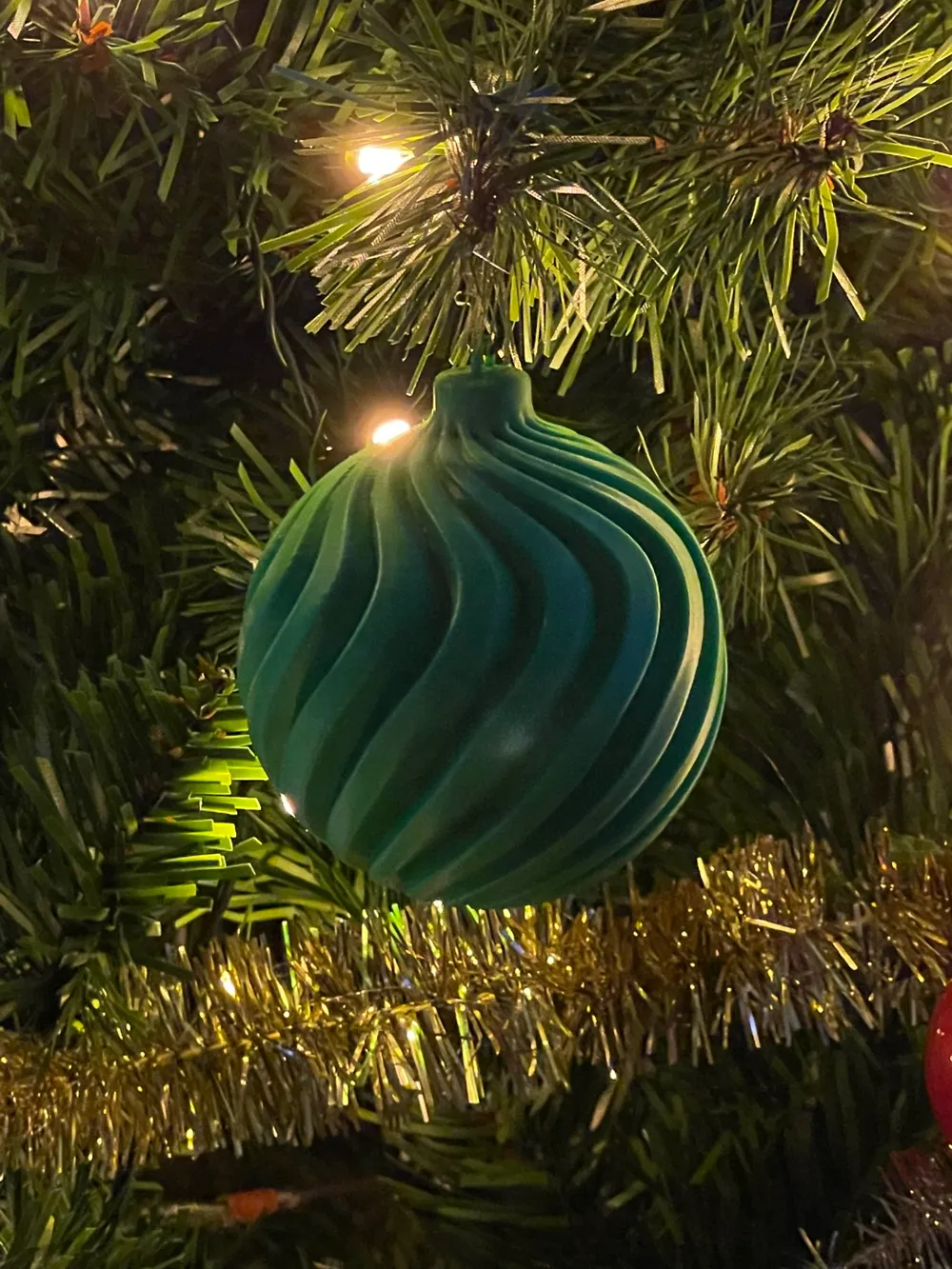 spiral christmas bulb by stijn - MakerWorld