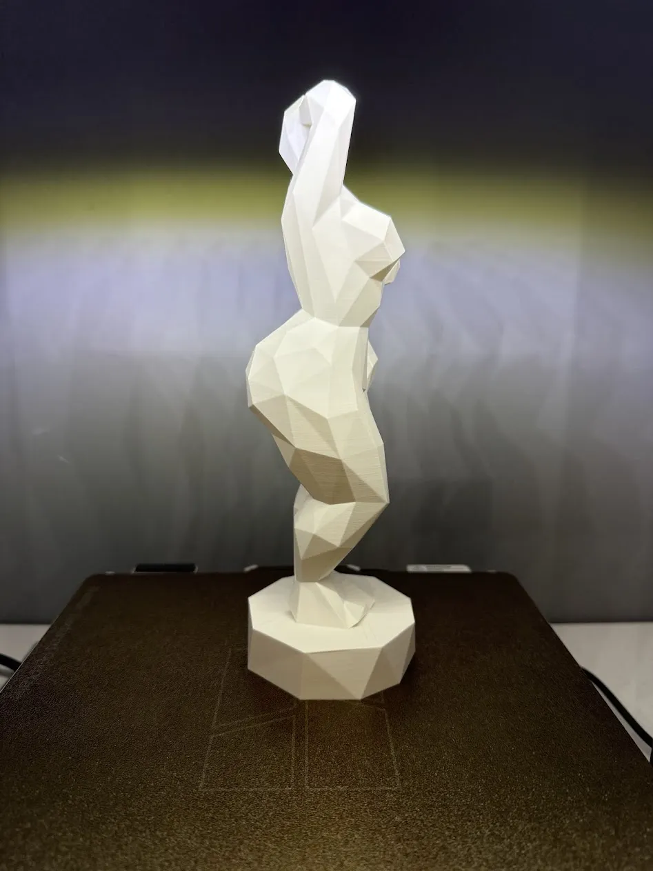 Low-Poly Elegant Woman Statue - Free 3D Print Model - MakerWorld