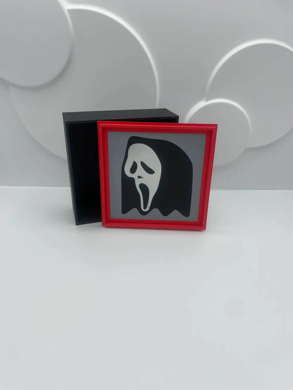 Scream pac-man Lightbox by tracks.three.d - MakerWorld