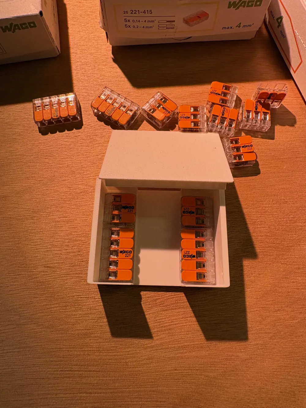 WAGO Connector Box – Modular Junction Power! by iphnvnnck MakerWorld ...