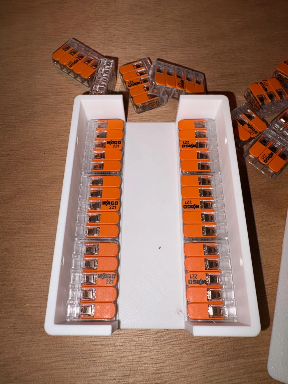 WAGO Connector Box – Modular Junction Power! by iphnvnnck MakerWorld ...