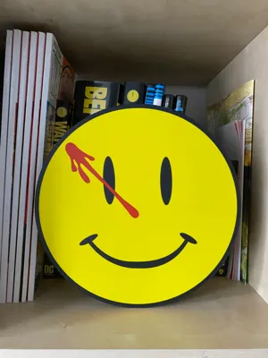 Watchmen button Lightbox by 3D prints by X - MakerWorld