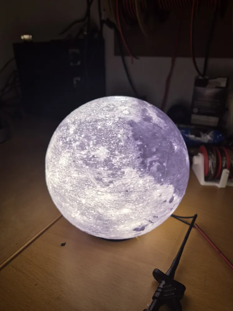 Moon Lamp 18cm by txm MakerWorld: Download Free 3D Models