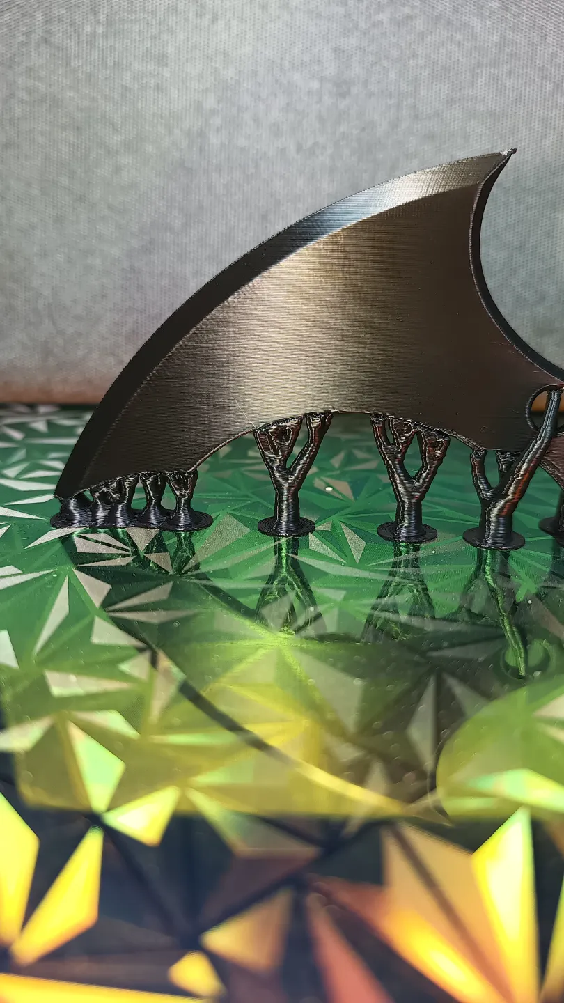 Batarang Replica with Dual-Holder Stand by 3D.printing.Boutique.de ...