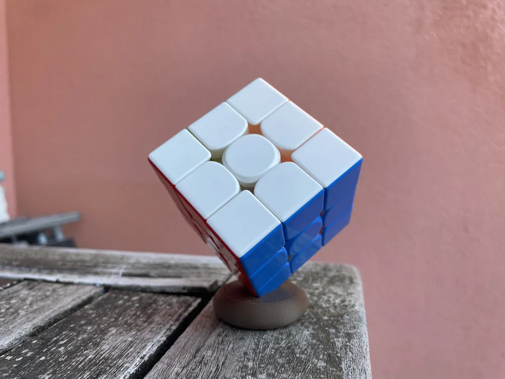 Minimalist rubiks cube stand by DD_3D MakerWorld: Download Free 3D Models