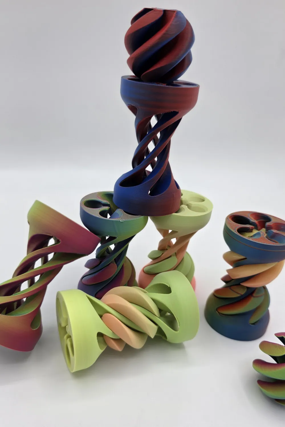 Impossible Pass-through Ball - Free 3D Print Model - MakerWorld