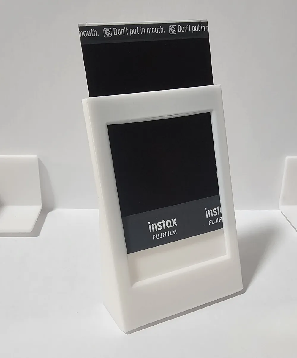 Polaroid Frame 86x55mm - Free 3D Print Model - MakerWorld