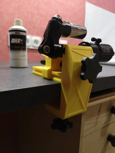 Table Vise - 100% 3D printed - Clamp-on vise by AD-Concept MakerWorld ...