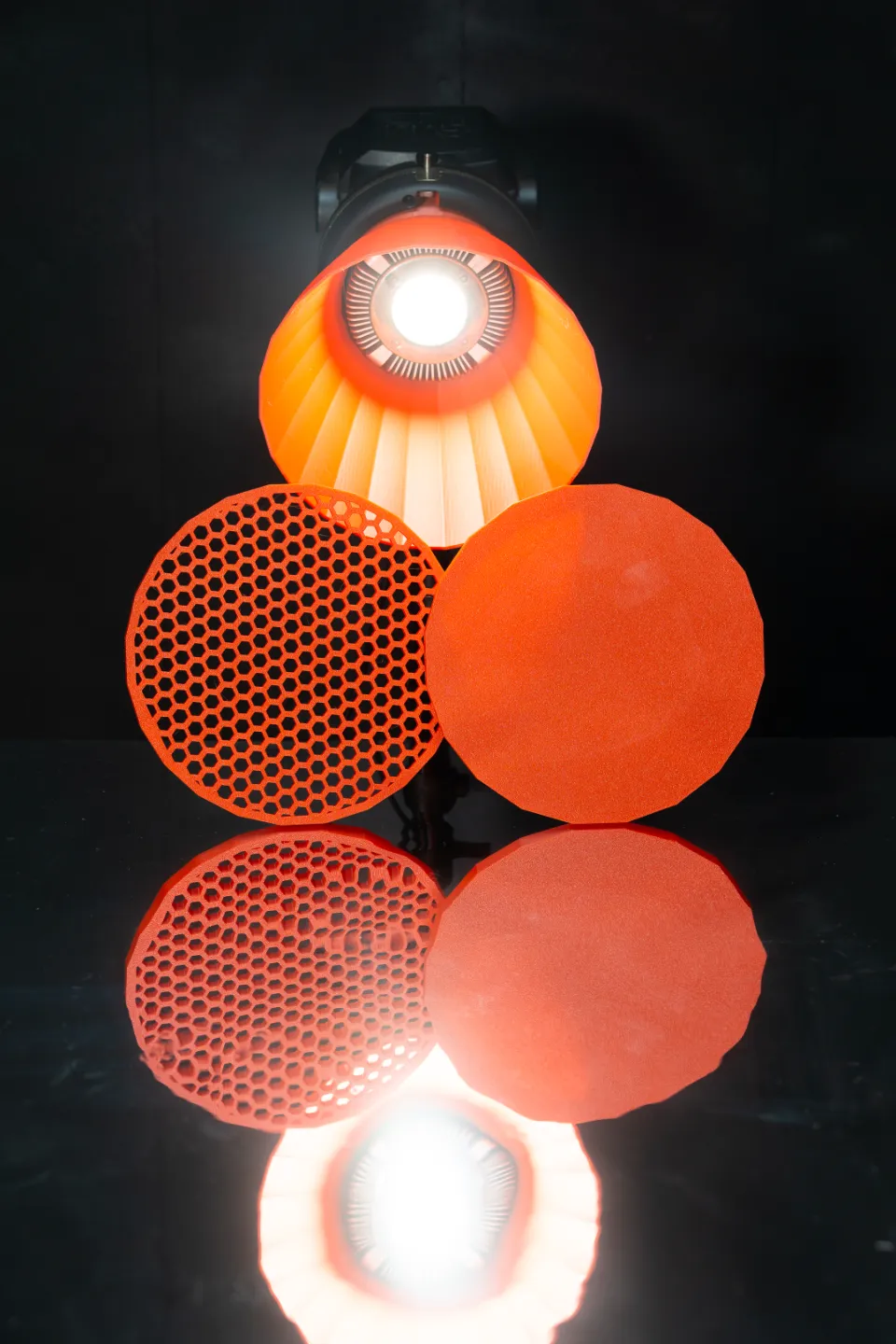 Bowens Reflector, soft box, Lantern, Beauty Dish by Roart MakerWorld ...
