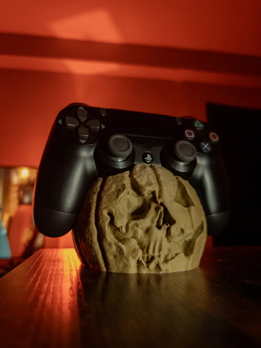 Decaying Pumpkin Skull Controller Stands by UnchainedHobbies MakerWorld ...
