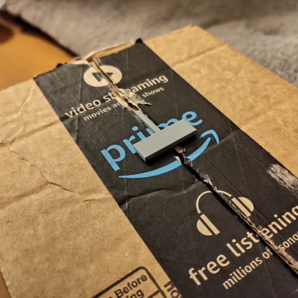Cardboard Box Clip by Adibo - MakerWorld