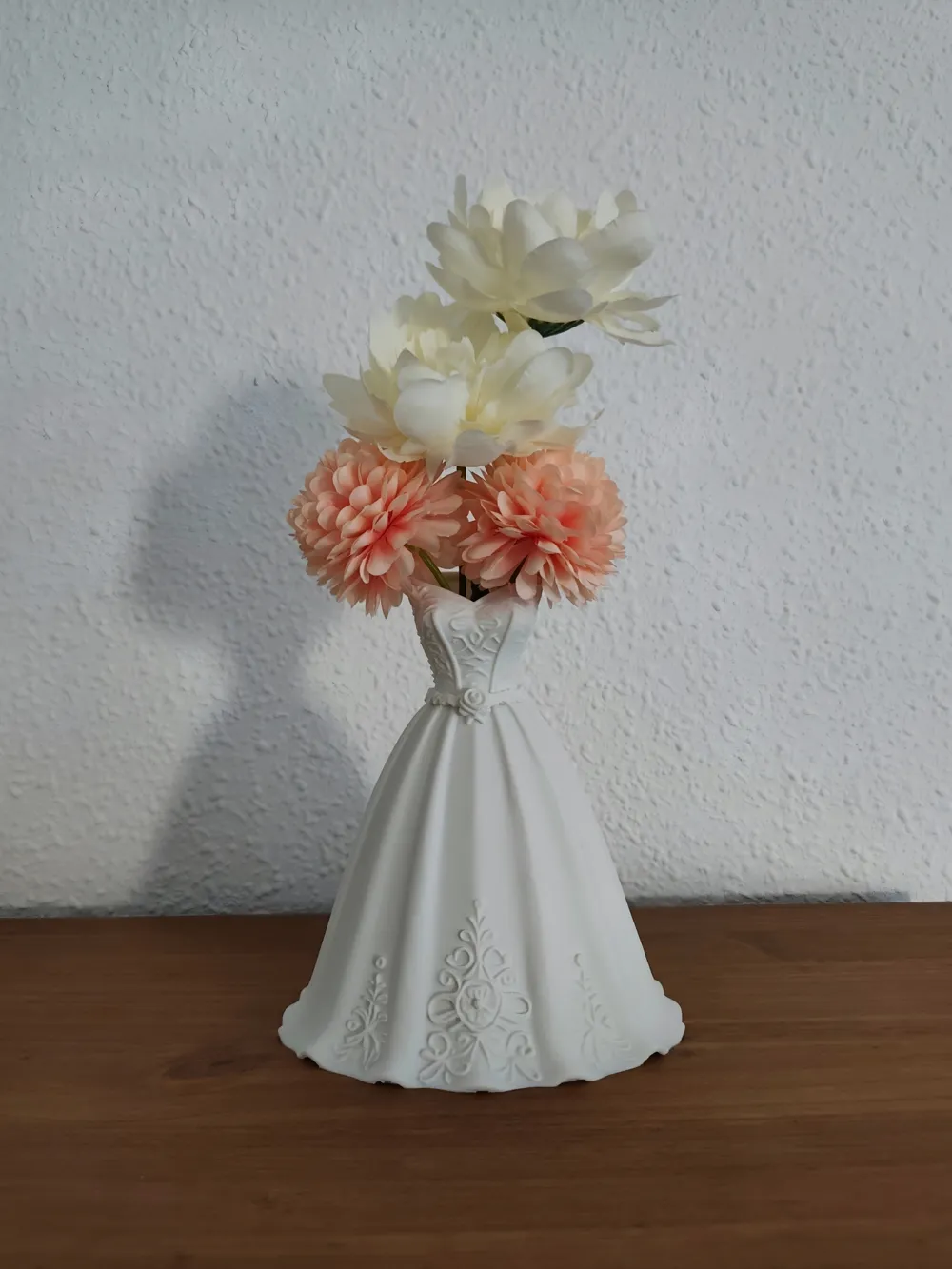 Bride Dress Vase - Free 3D Print Model - MakerWorld