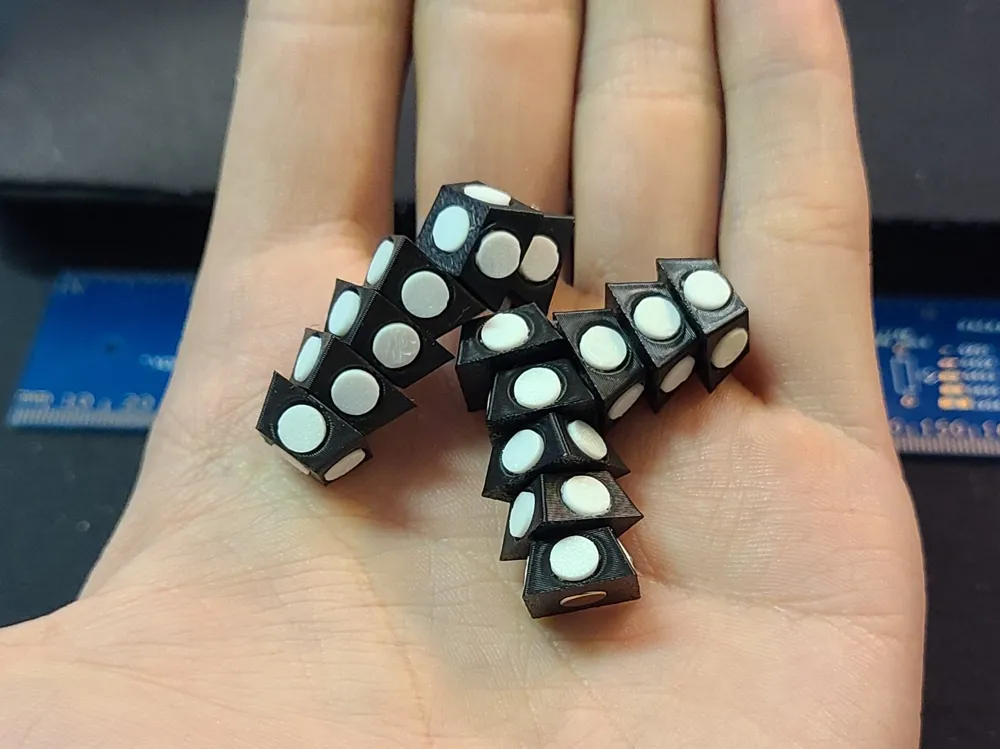 Magnetic 3D Scanning Pyramid Markers by Akelyte - MakerWorld