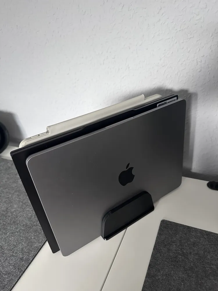 Vertical Laptop & Ipad Stand - Free 3D Print Model - MakerWorld