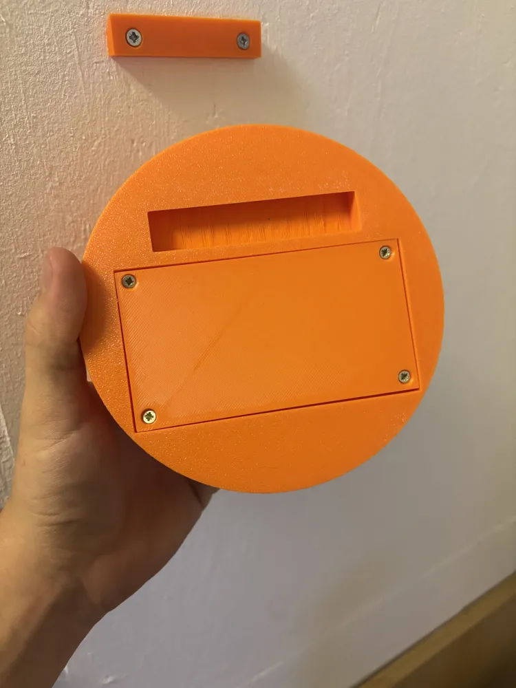 Basketball Piggy Bank Wall-Mounted - Free 3D Print Model - MakerWorld