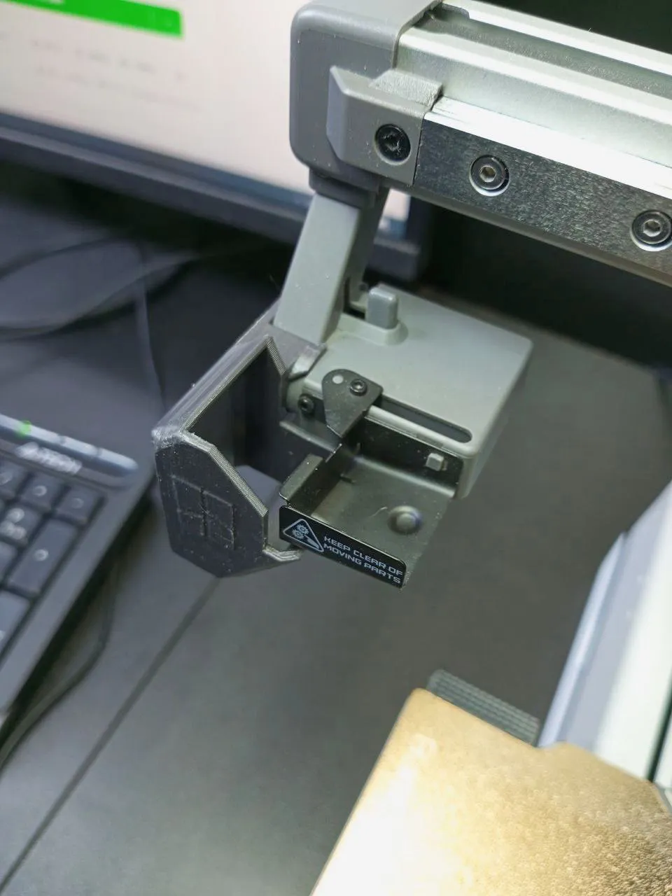 Poop deflector - Bambulab A1 / A1 mini - Free 3D Print Model - MakerWorld
