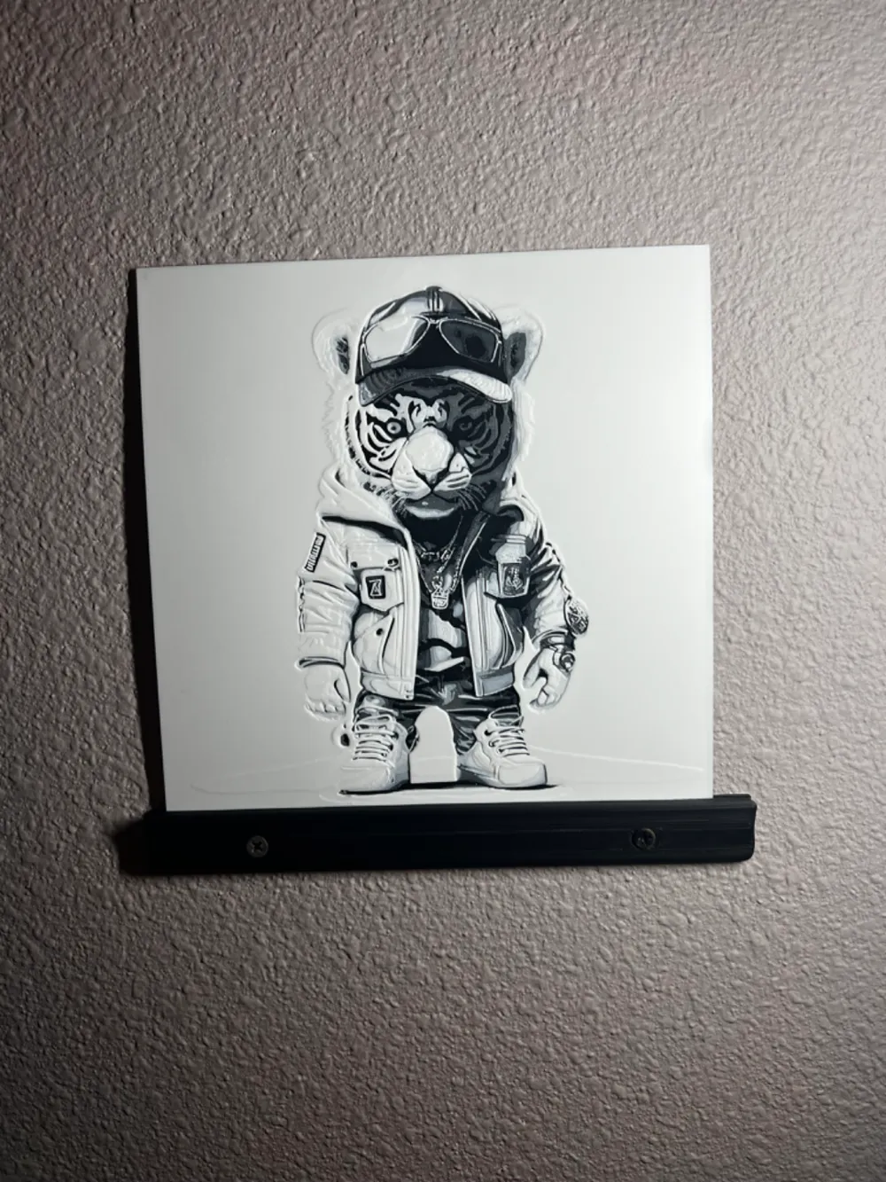 Hue Forge Wall Mount by marky3d - MakerWorld