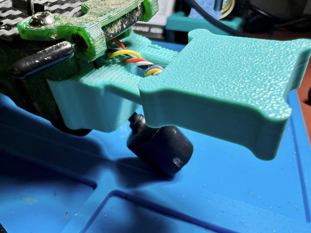 GEPRC Mark 5用18mm GPSマウント by Mr Printer MakerWorld：無料3Dモデルをダウンロード