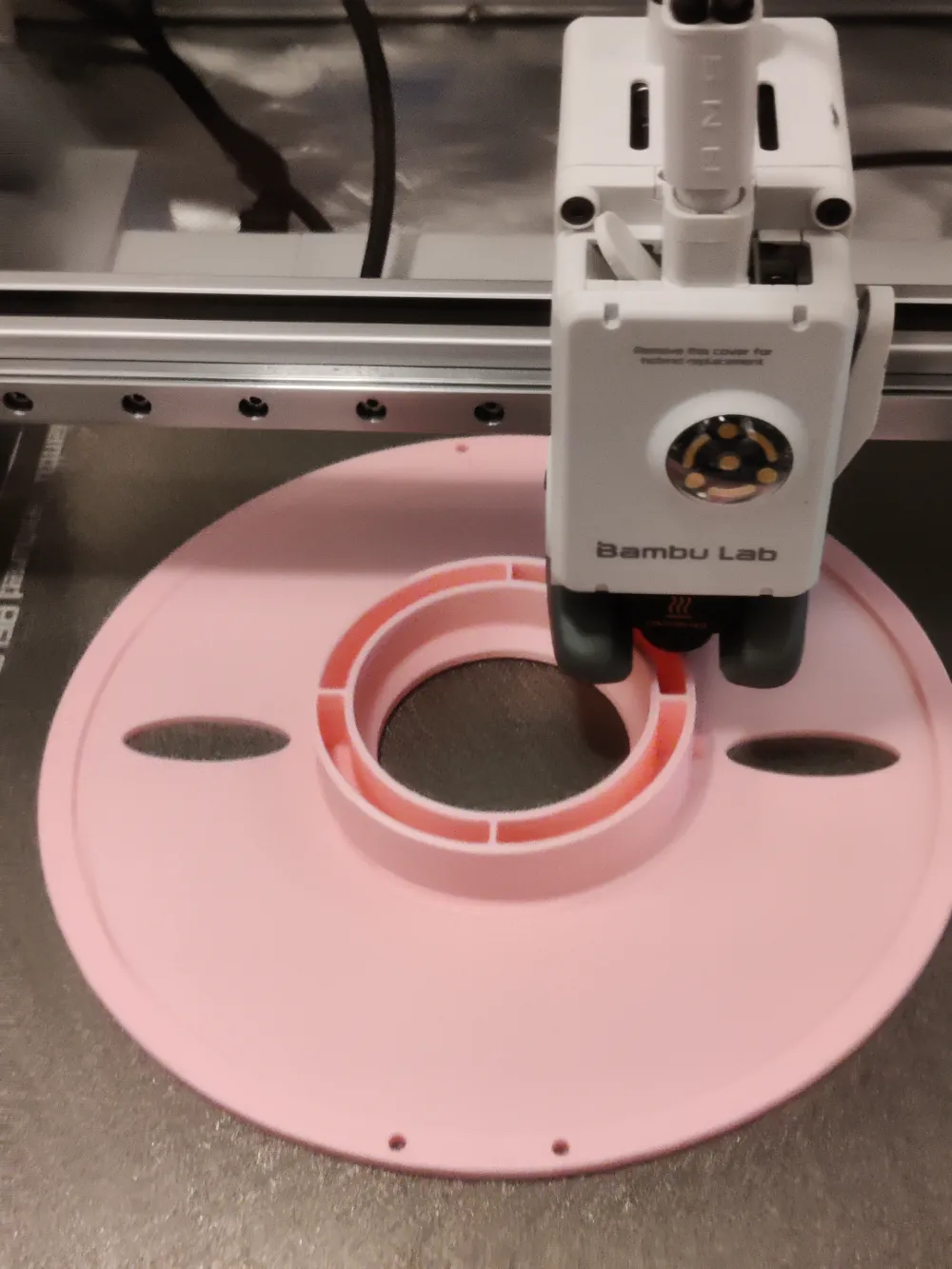 Bambu Spool with filament windows Remixed by Bea Res MakerWorld ...