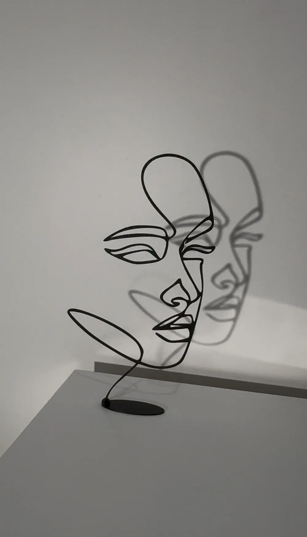 Line Art Woman Face - Free 3D Print Model - MakerWorld