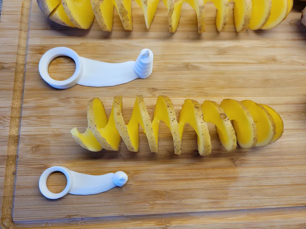 Potato Cutter - spiral shape - Free 3D Print Model - MakerWorld